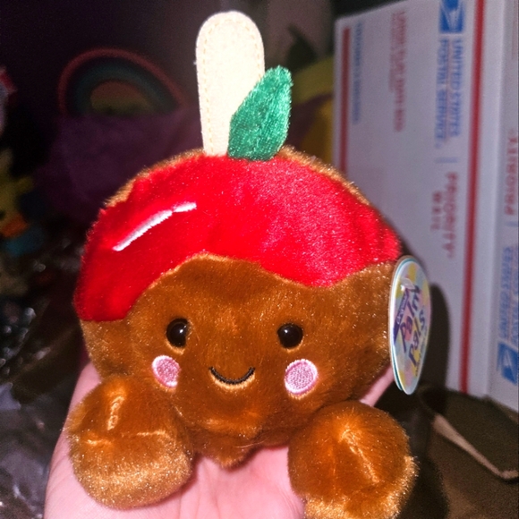 Aurora | Toys | Nwt Palm Pals 5 Sticky The Caramel Apple Plush | Poshmark